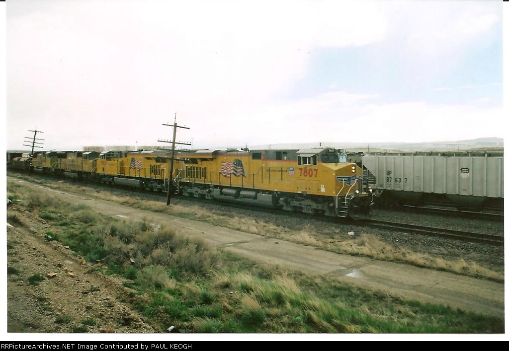 UP 7807 and UP 7902 pull into UP Rawlings for fuel and a crew change.
